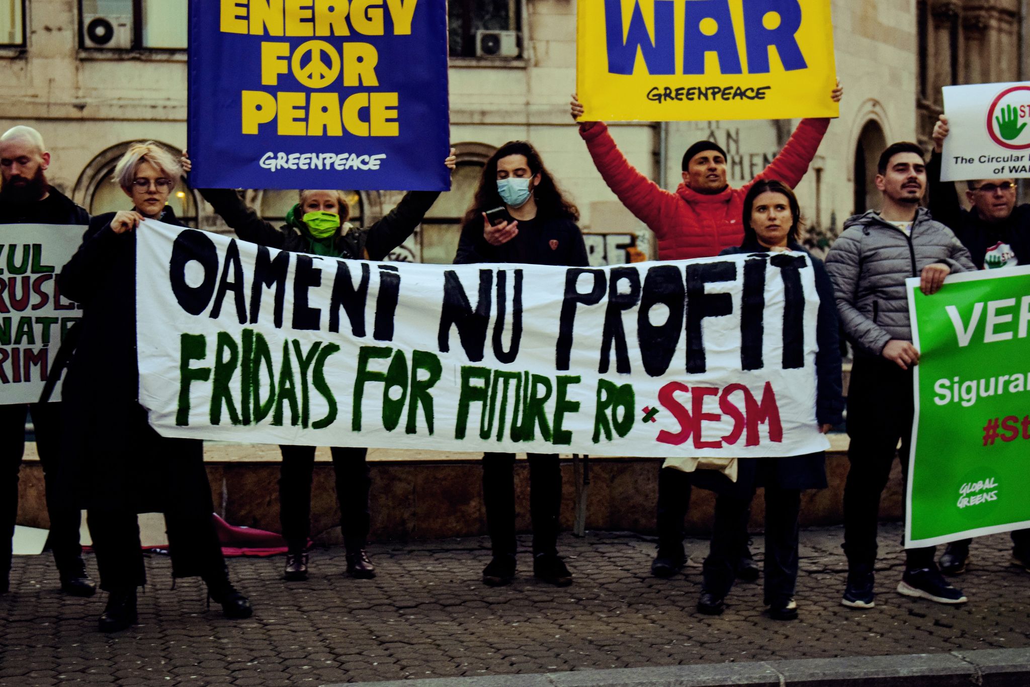 Romania: protests on 25th of March against climate crisis and war ...