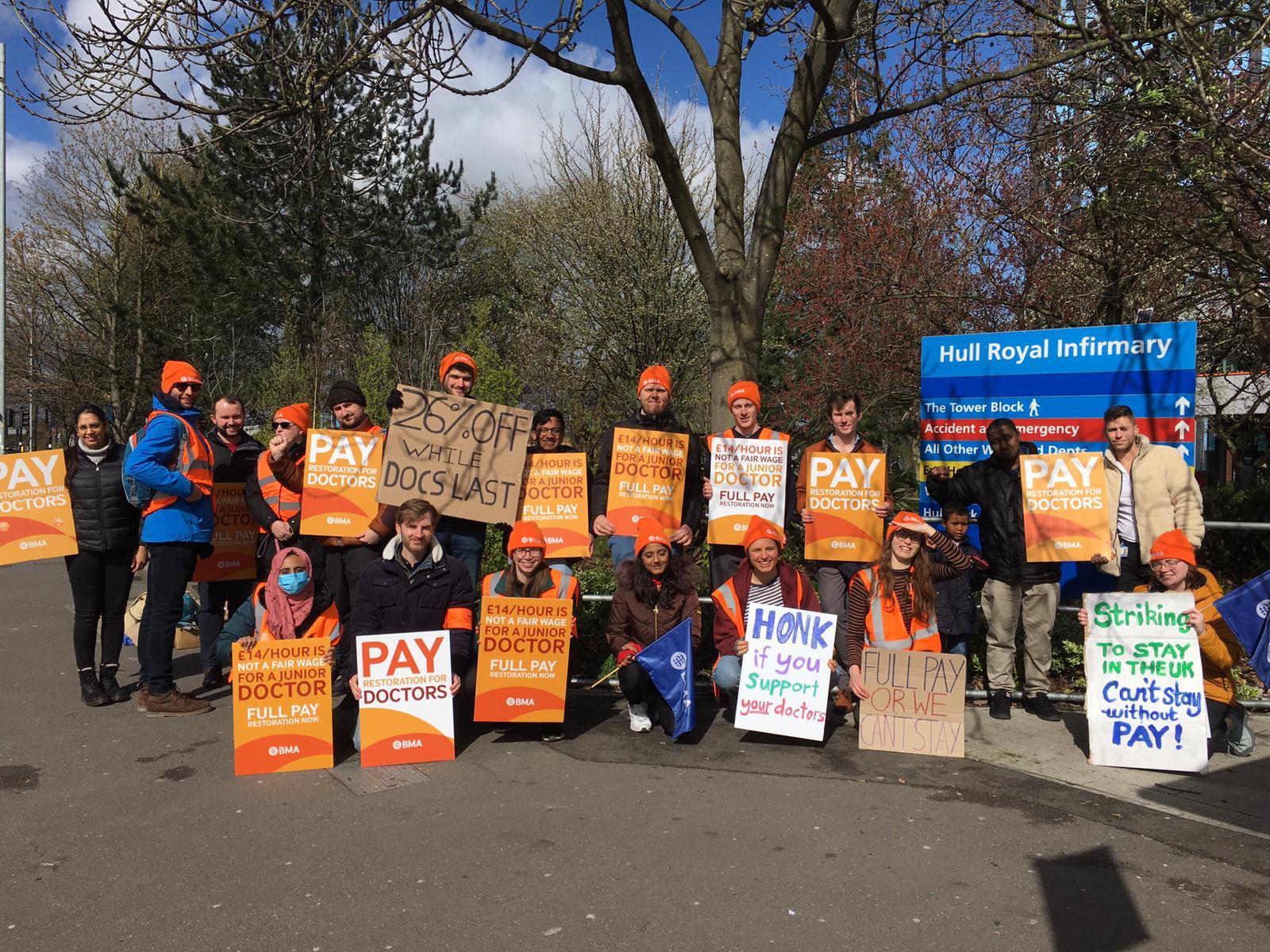 UK: strike wave continues - Internationalist Standpoint