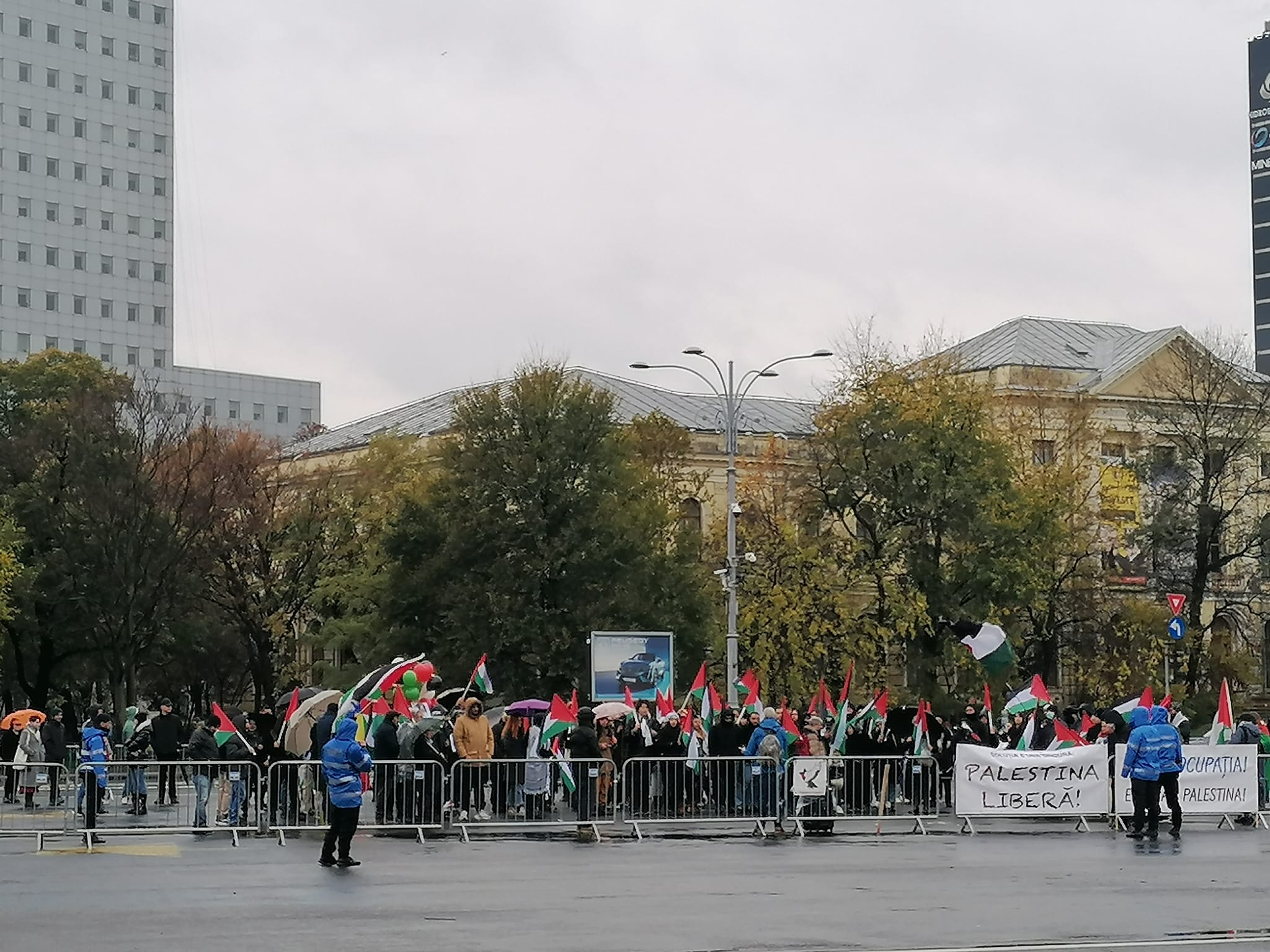Saturday, November 25: Antiwar protests and meeting in Bucharest ...